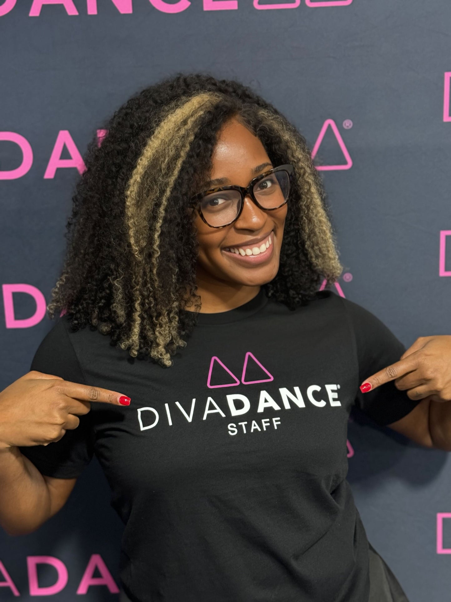 DivaDance Staff Tee (Black) – DivaDance Shop